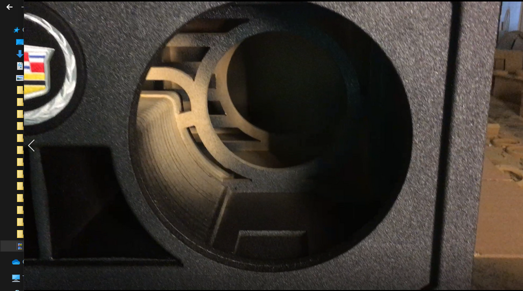 Cadillac Escalade EXT & Chevy Avalanche Midgate Replace 18" Subwoofer ...