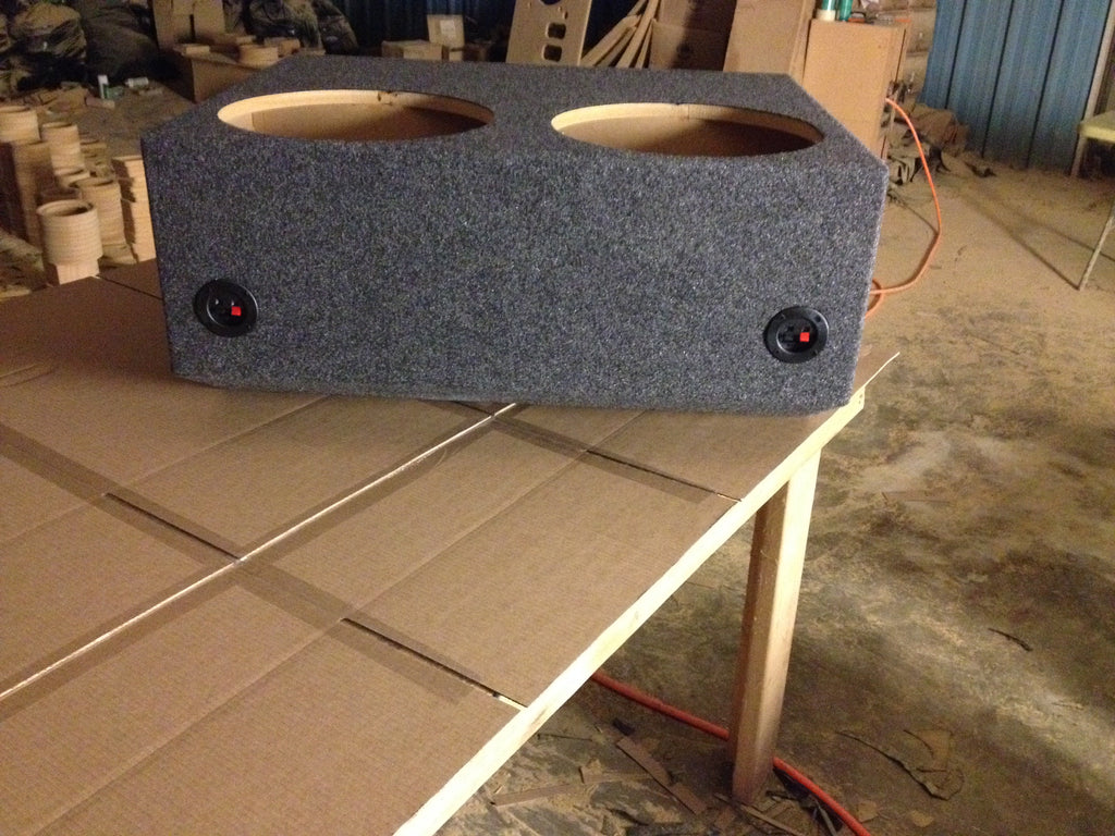2014 - 2019 Chevy Impala 4 15" Sealed Speaker Box Sub Subwoofer Enclos ...